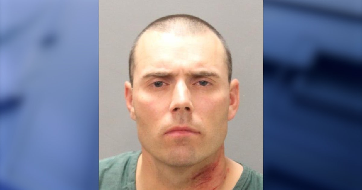 Florida Navy chief drunkenly punches girlfriend 3 times at his own ...