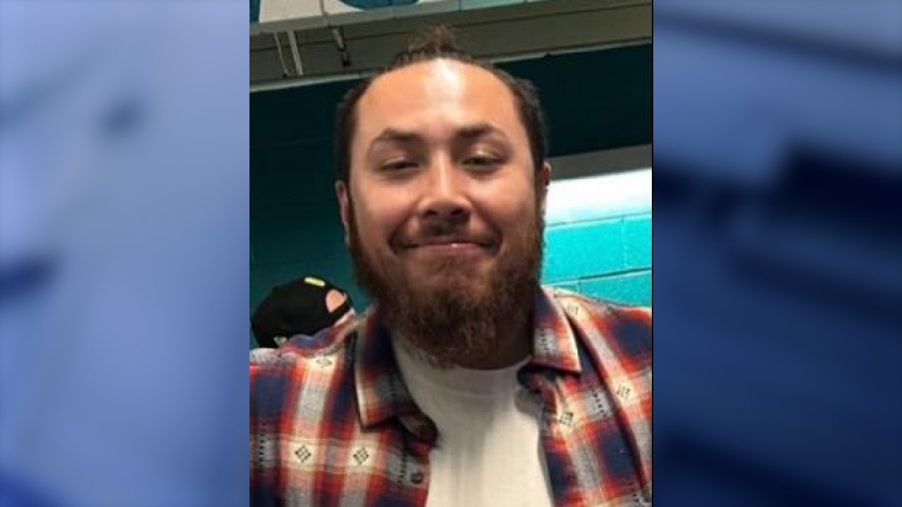 Buffalo Bills fan shot, killed leaving Miami Dolphins game, police say ...