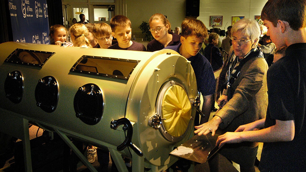 Paul Alexander, who lived in iron lung for most of his life, has died ...