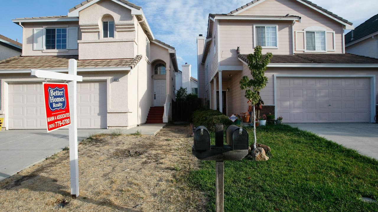 Here are the best suburbs to raise a family in Florida, study reveals ...