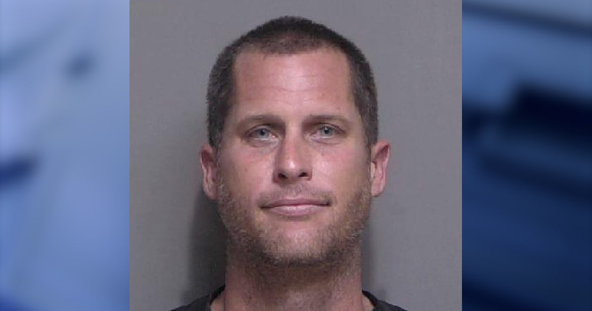 Florida man arrested, accused of attacking deputies in Walmart after ...