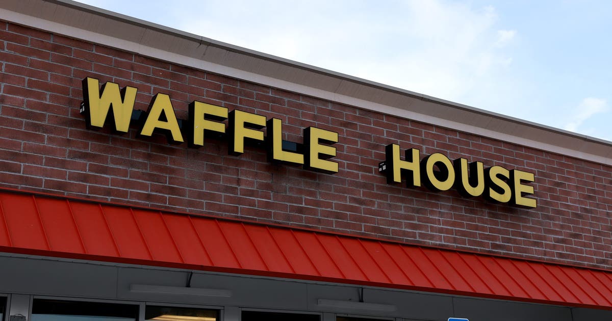Hurricane Milton: Waffle House closing dozens of Florida restaurants in ...