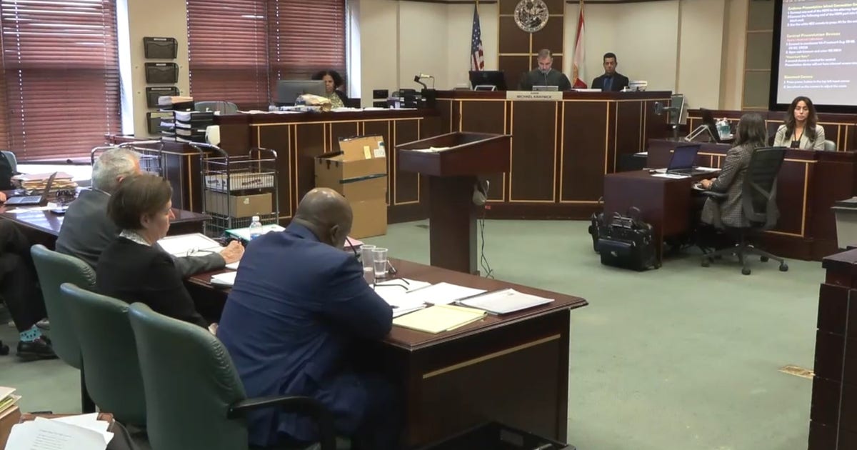 Sarah Boone trial: Jurors see texts, interrogation video in suitcase ...