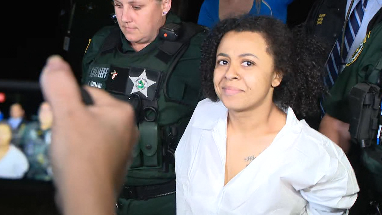 Mom arrested after 14-year-old daughter found dead inside Osceola ...