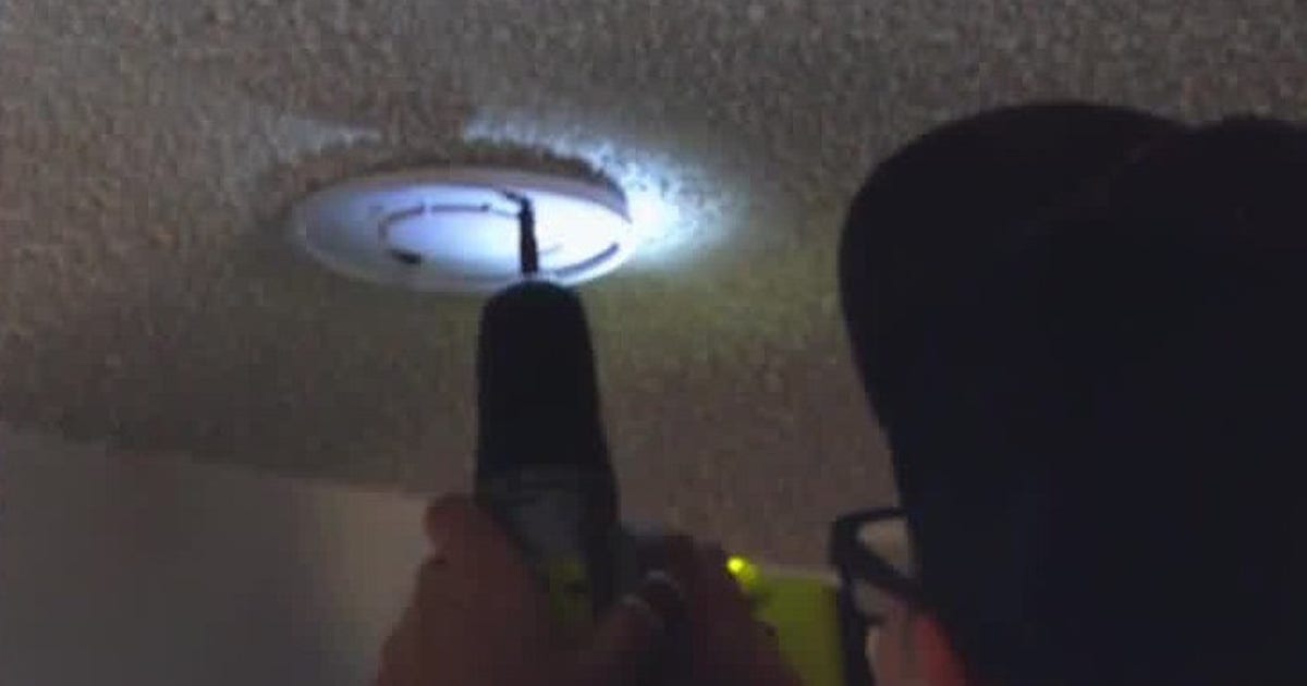 Firefighters and volunteers install free smoke detectors in Seminole ...
