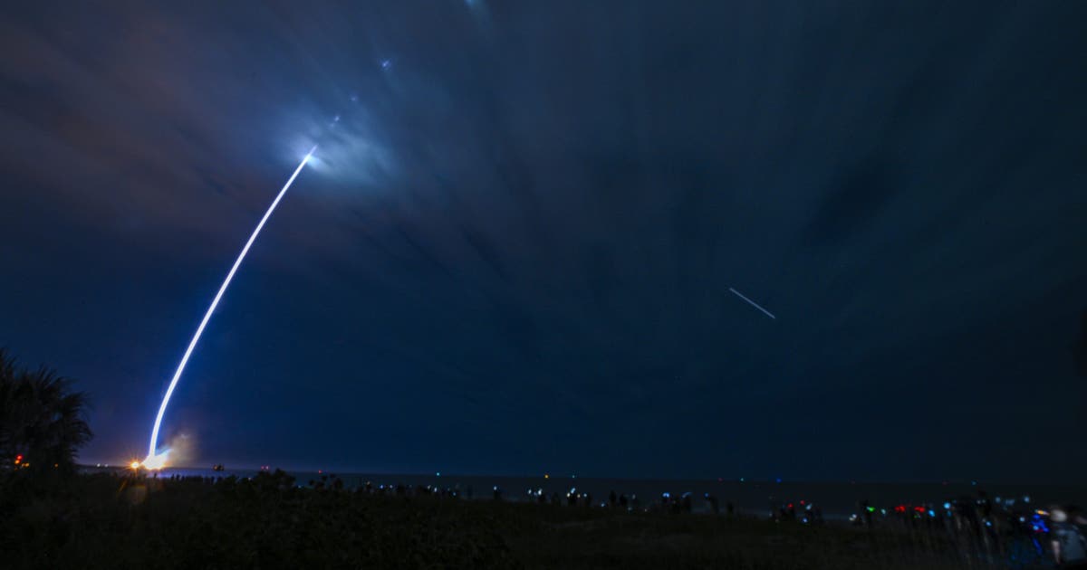 WATCH: Blue Origin launches New Glenn rocket on first test flight from ...