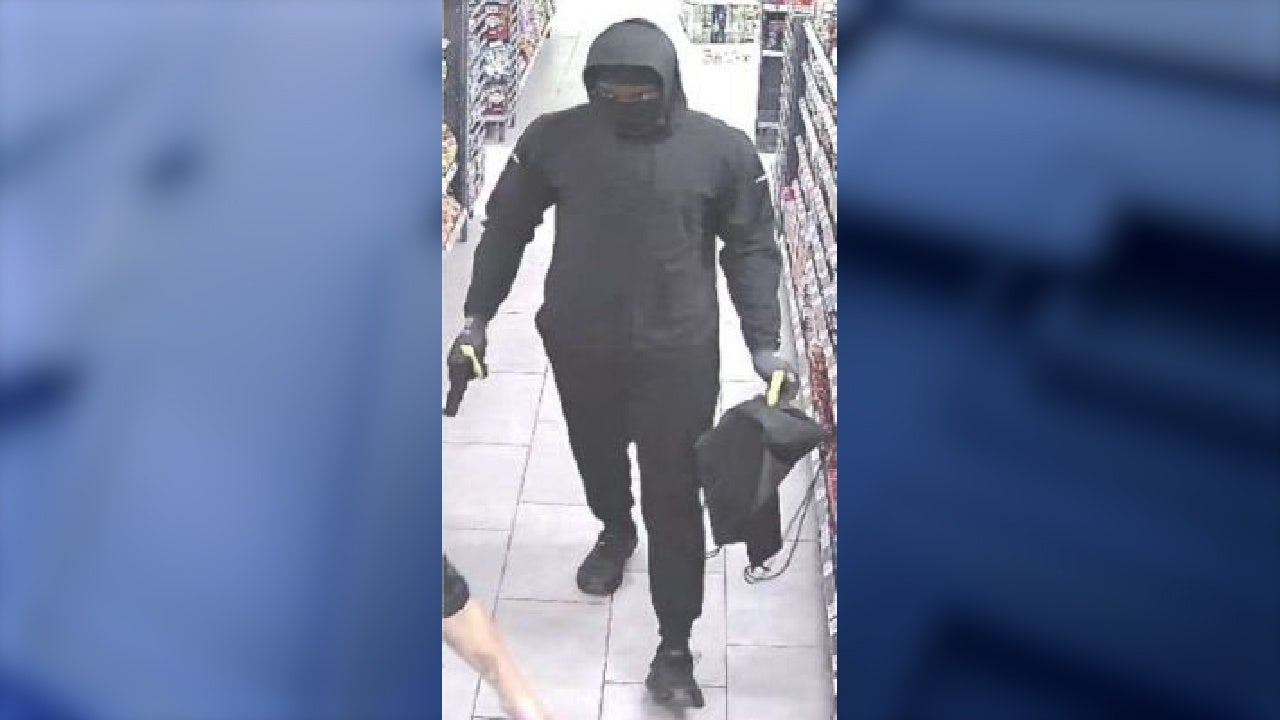 Lake County Sheriff asking for public's help identifying armed robbery ...