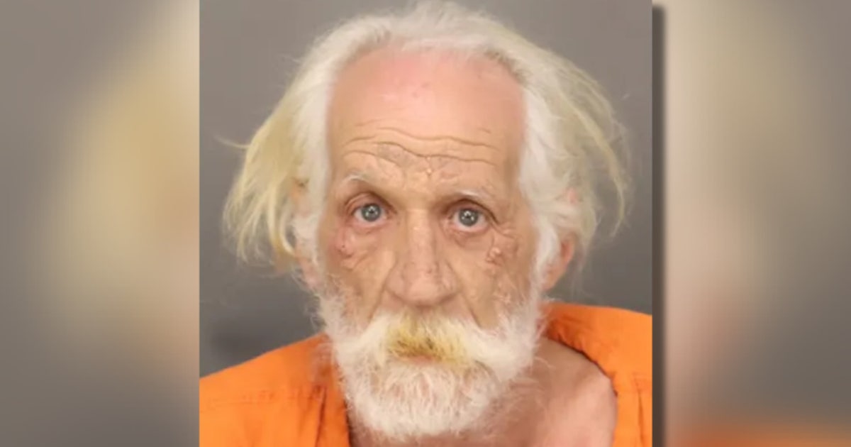 Florida man caught living with mother's dead body, told police she was ...