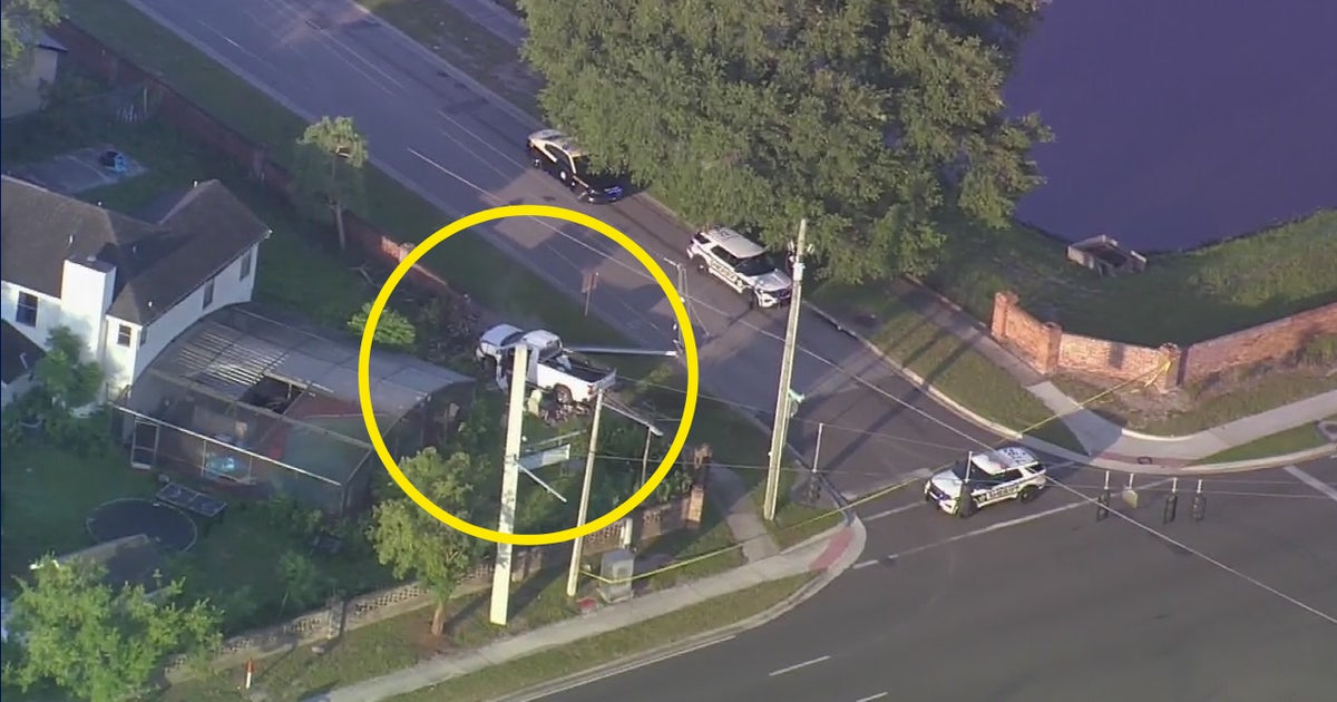 1 injured in Orange County crash after U-Haul runs off road, through ...