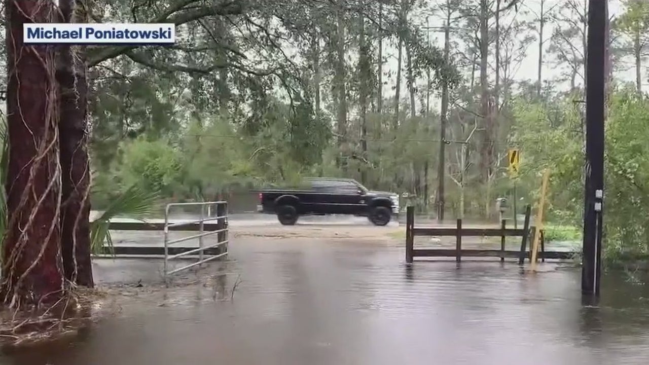 Port Orange residents call for action after flooding damages homes ...