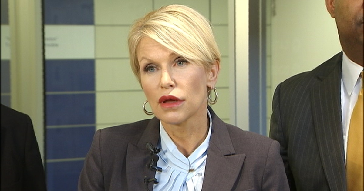 Dallas County DA Susan Hawk seeking mental health treatment for third ...