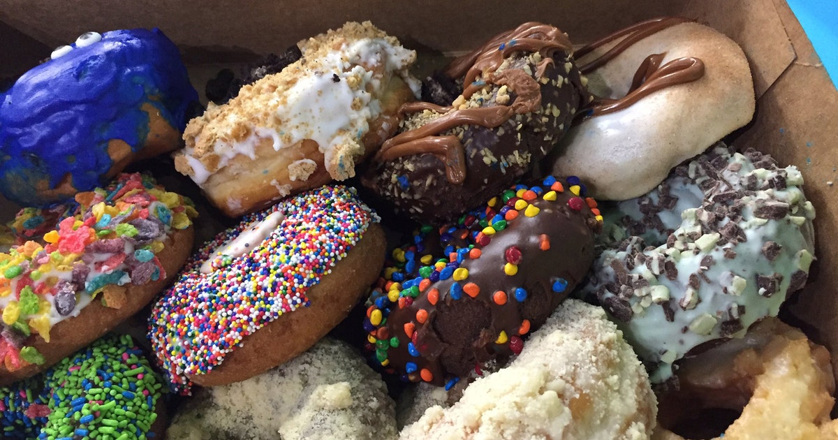 Bakery known for its outrageous donuts opens in Frisco | FOX 4 Dallas ...
