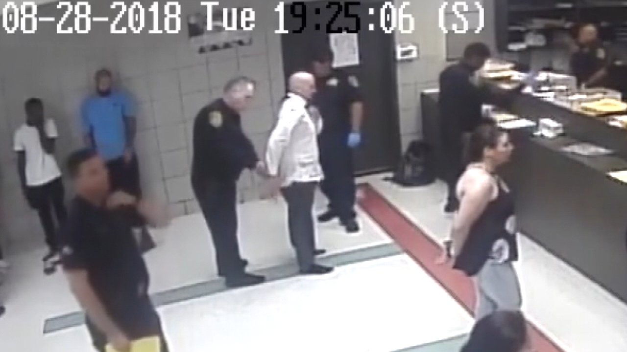 Ex-officer Roy Oliver begins serving 15-year murder sentence | FOX 4 ...