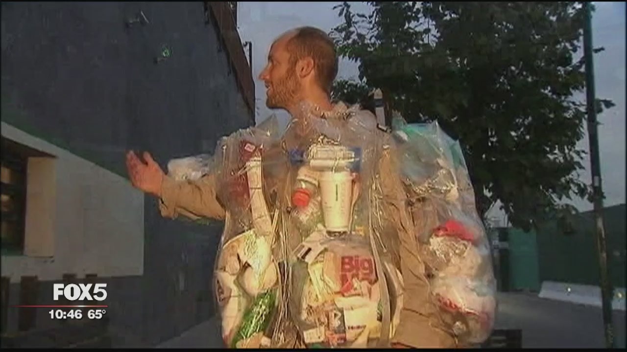 Activist wears suit of his own garbage | FOX 4 Dallas-Fort Worth