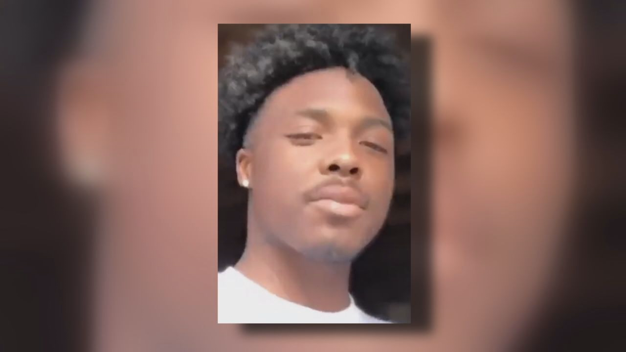 Wanted Man Shot By Fort Worth Officers Also Shot Himself Fox 4 Dallas