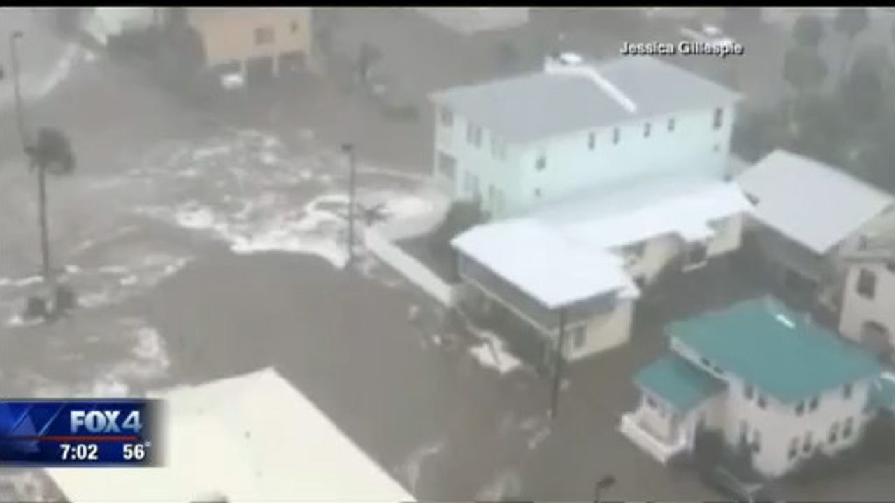 Weakening but still powerful Matthew rakes Atlantic coast | FOX 4 ...