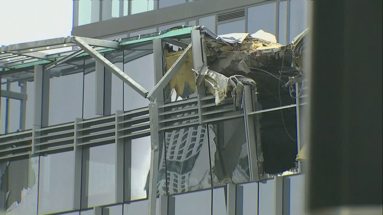 Four killed in downtown Seattle crane collapse