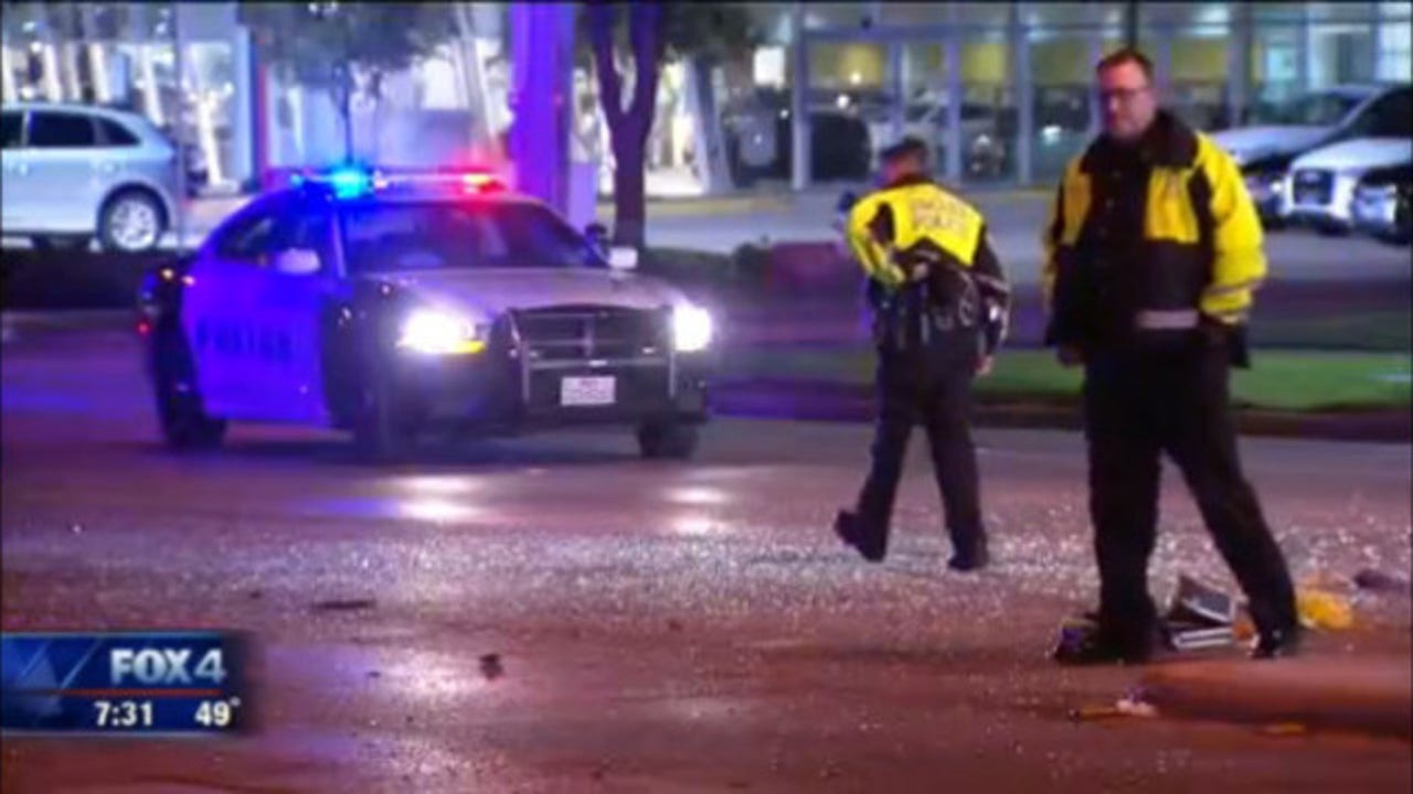 Suspected drunk driver flees scene of deadly crash near Dallas Love Field Suspected drunk driver flees scene of deadly crash near Dallas Love Field