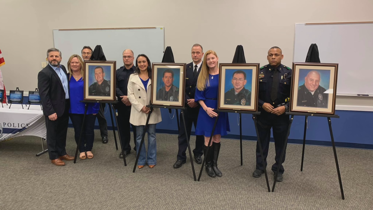 Memorial portraits unveiled for Dallas PD officers killed in 2016 ...