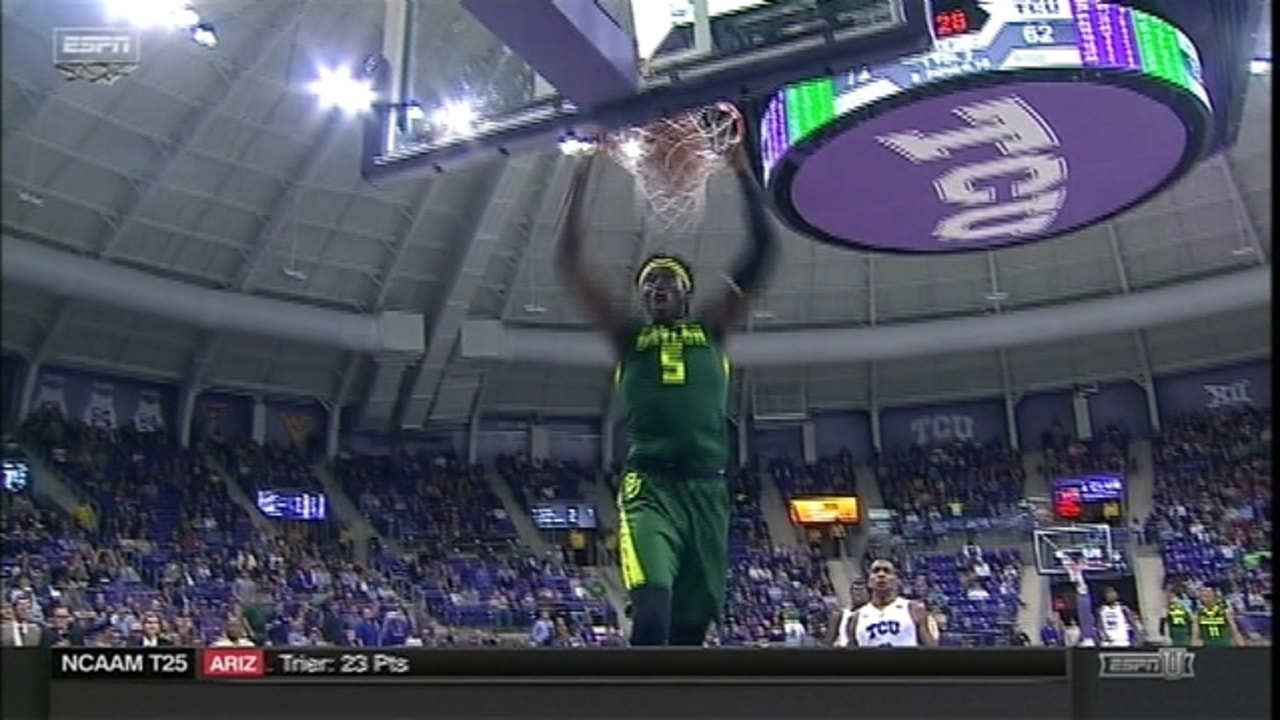 No. 19 Baylor dominates inside to beat TCU 86-71
