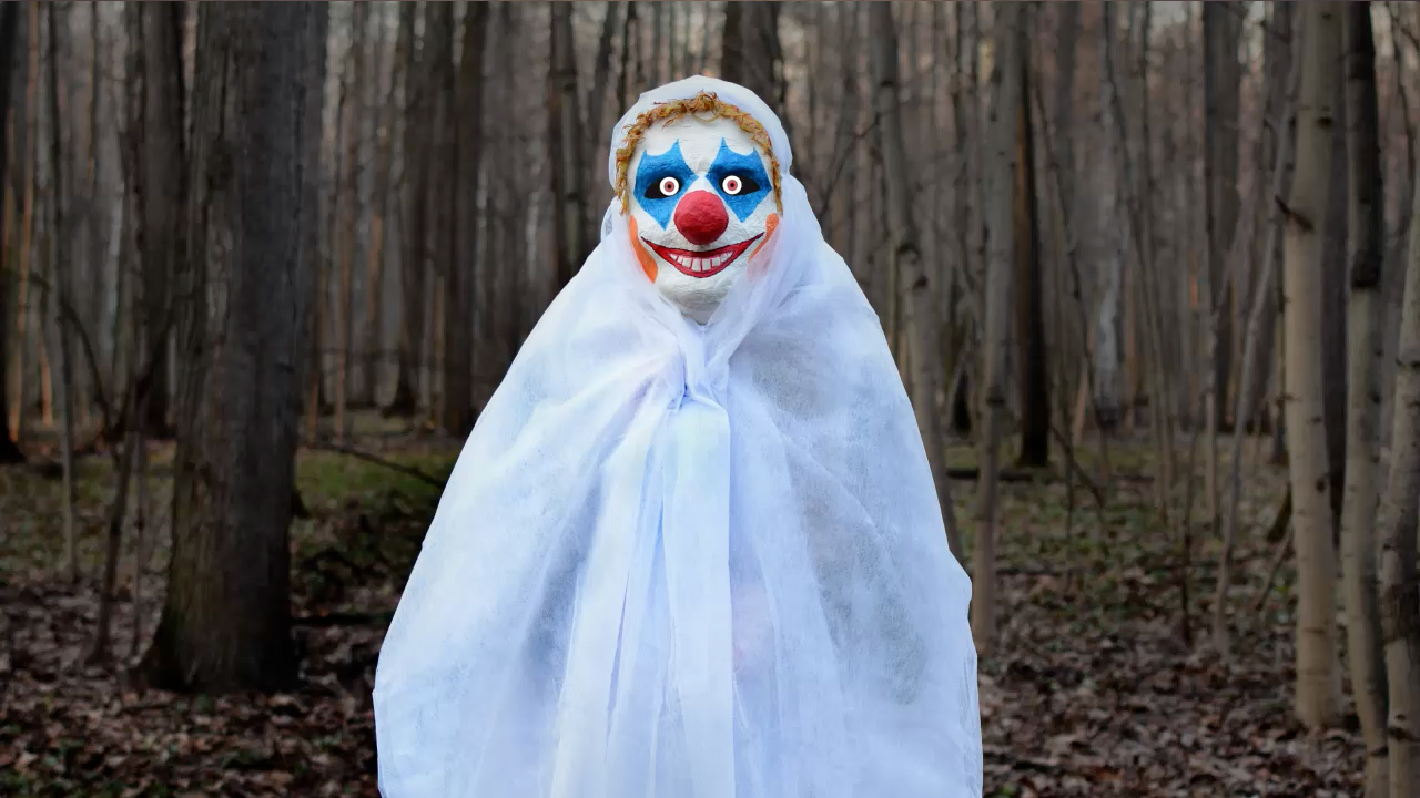 Creepy copycat clowns popping up | FOX 4 Dallas-Fort Worth