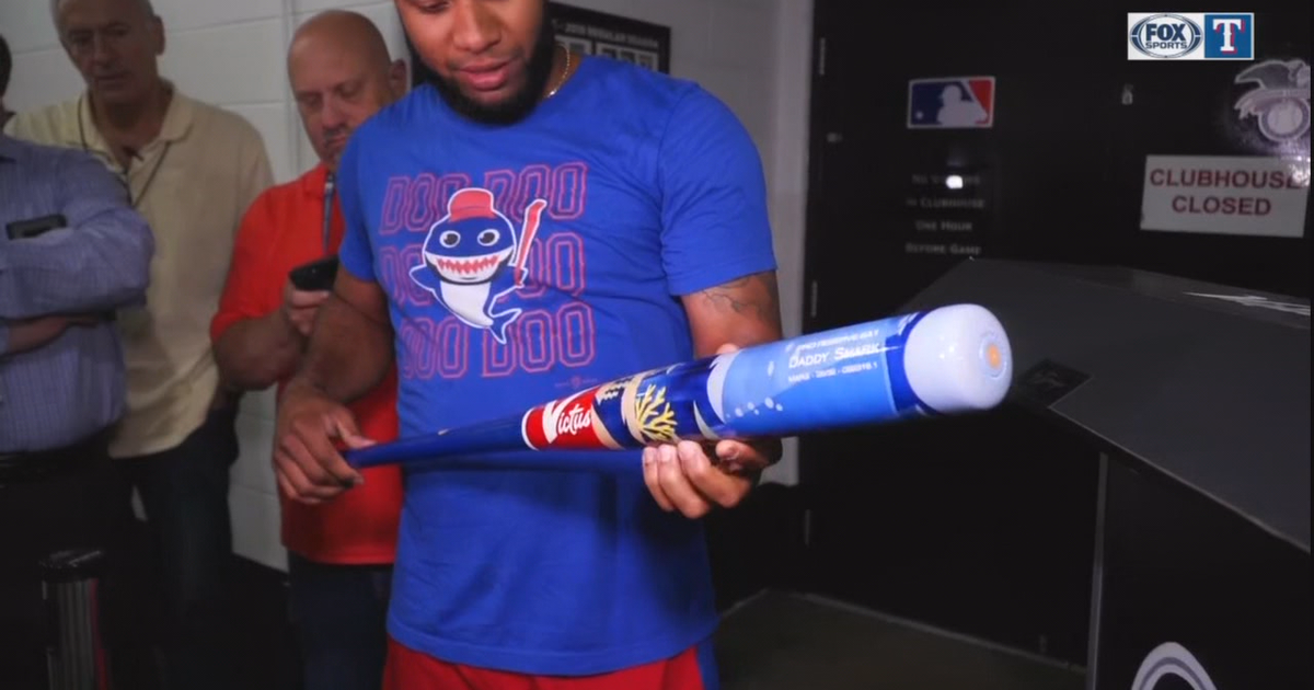 Elvis Andrus will use Baby Shark-themed bat during Players' Weekend ...