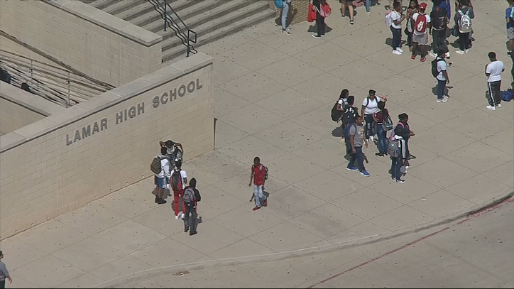 Lamar High School closes early because of AC problems | FOX 4 News ...