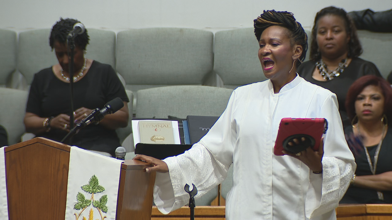 Dallas pastor using Brandt Jean's example to teach the power of ...