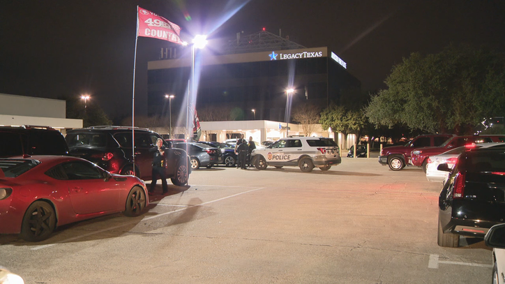 Shots fired after fight at Super Bowl watching party at Addison bar ...