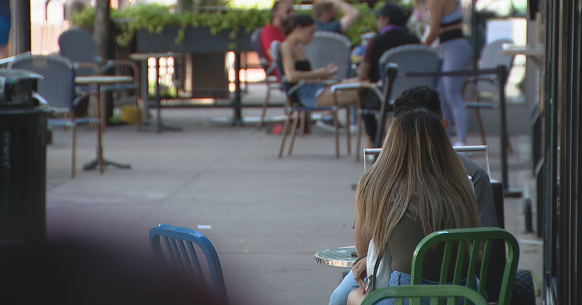 Some North Texans venture out on first weekend of partial reopening of ...