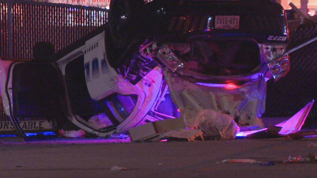 Dallas police officer hurt in rollover crash | FOX 4 Dallas-Fort Worth