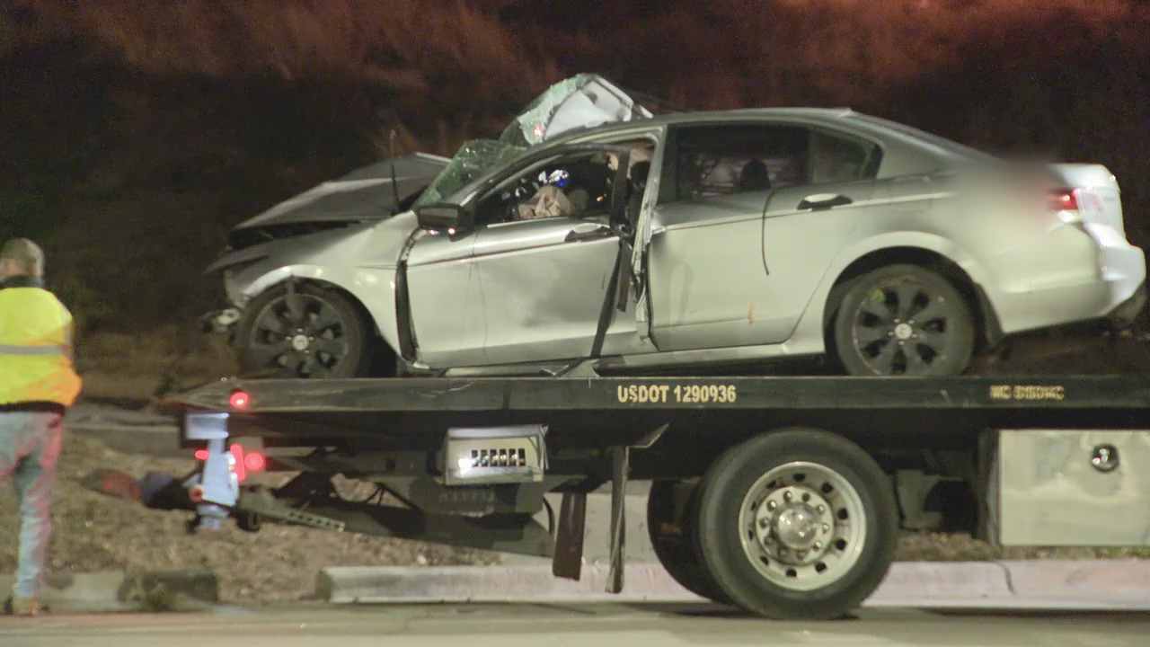Driver In Critical Condition After Crashing Into Tree In West Dallas