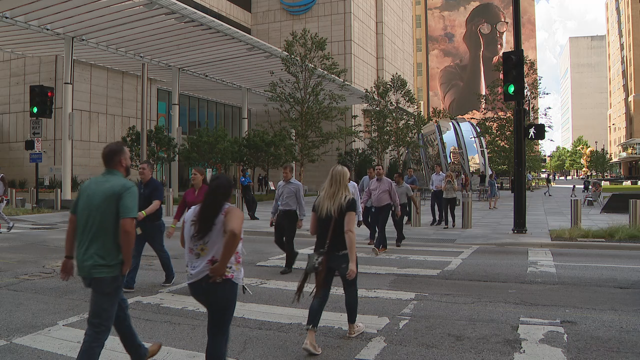 Downtown Dallas businesses continuing to bounce back from COVID-19 ...
