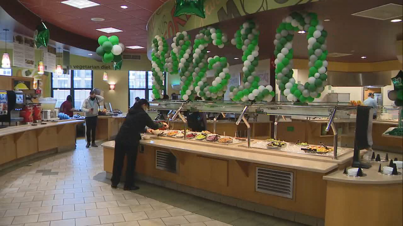 University of North Texas' all-vegan dining hall celebrates 10th ...