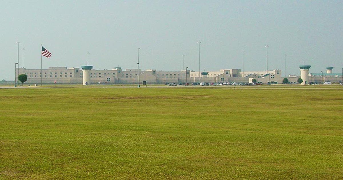 Two Texas inmates killed at Beaumont federal prison in fight involving ...