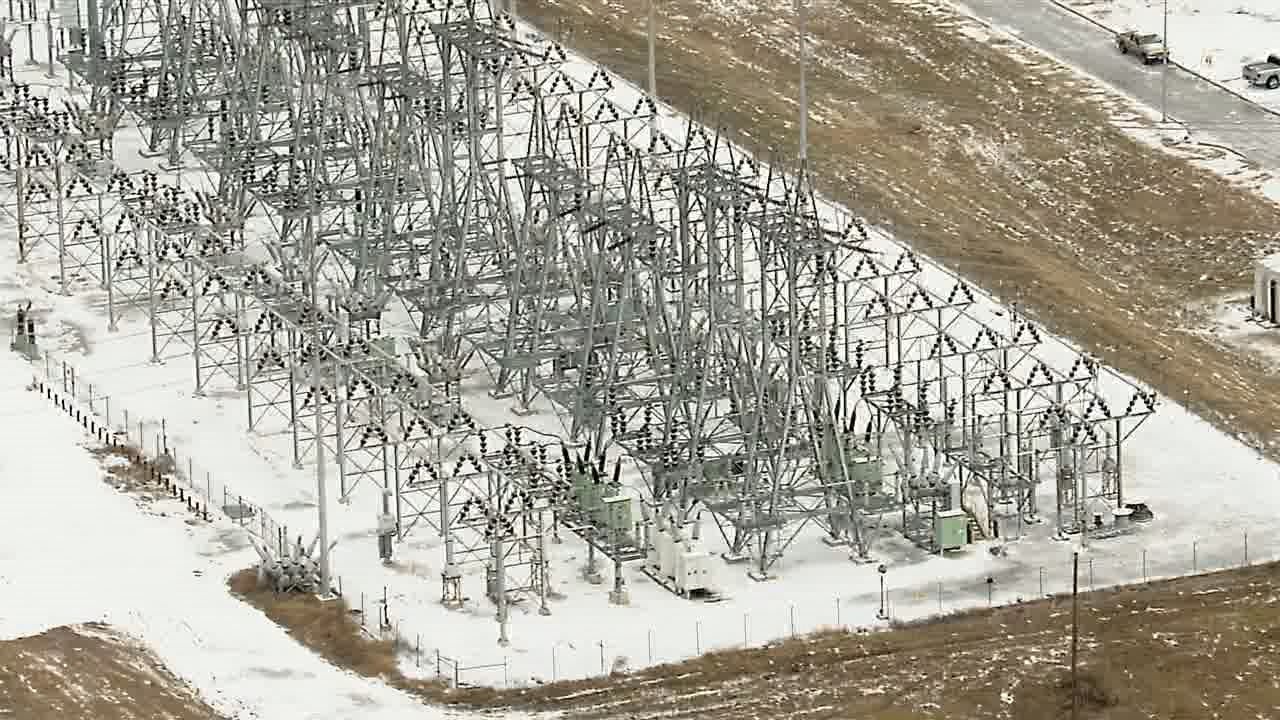 Texas power grid had no problems at peak winter storm demand, Abbott ...