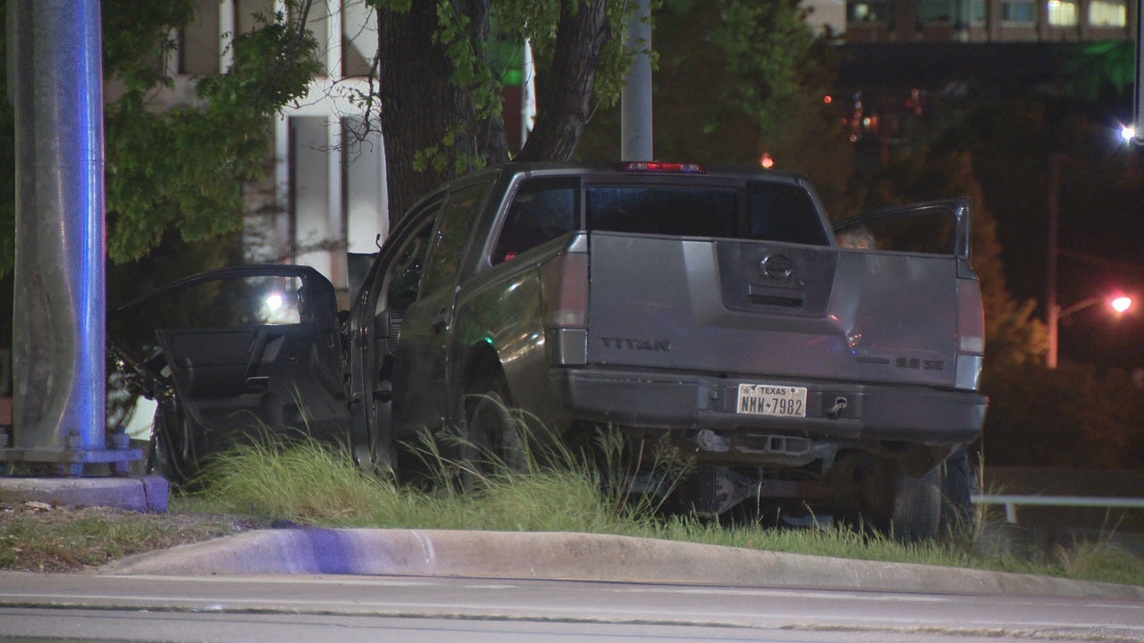 Passenger killed in suspected DWI crash near Downtown Dallas | FOX 4 ...