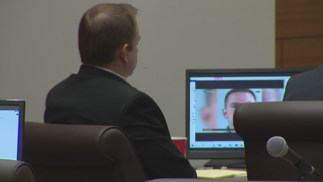 Ex Fort Worth Officer Aaron Deans Lawyers Want Murder Trial Moved Due