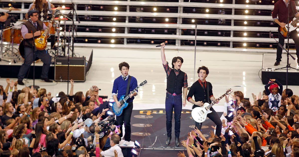 Jonas Brothers to perform halftime show of Cowboys-Giants Thanksgiving ...