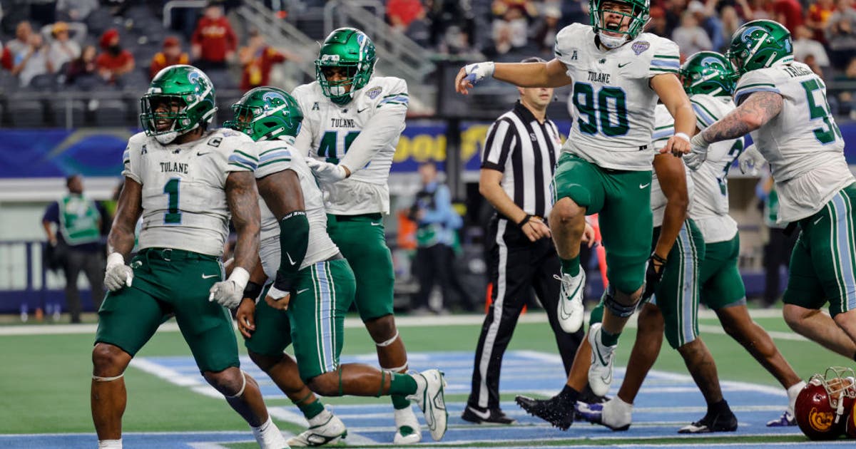 Tulane scores 16 late points, beats USC 46-45 in Cotton Bowl | FOX 4 ...