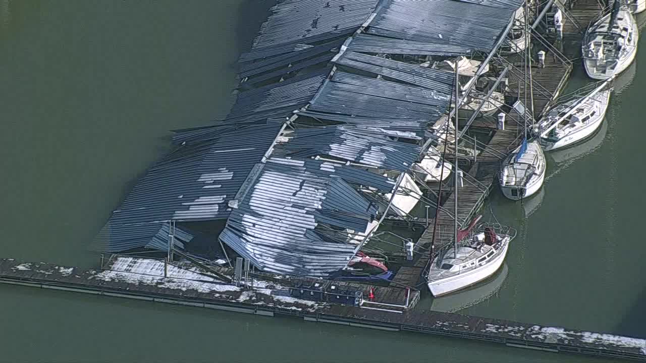 Joe Pool Marina awning partially collapses due to ice | Flipboard