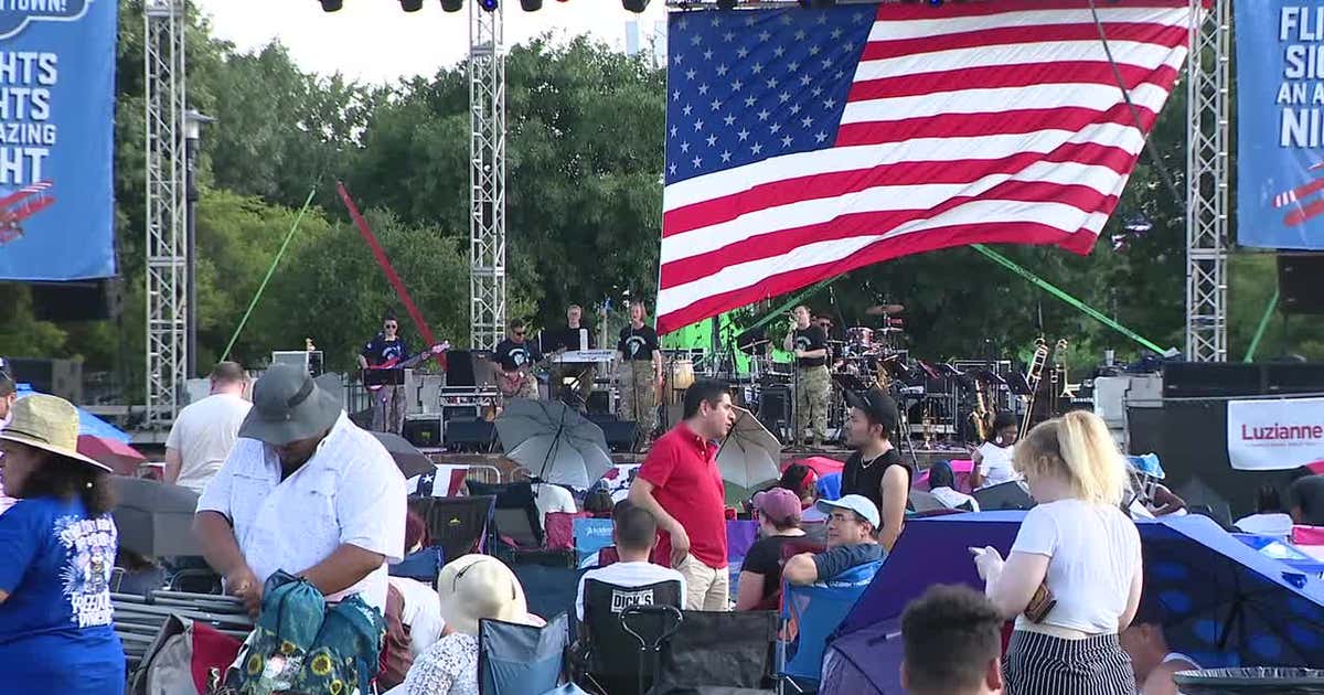 Kaboom Town draws thousands to Addison Circle Park | FOX 4 Dallas-Fort ...