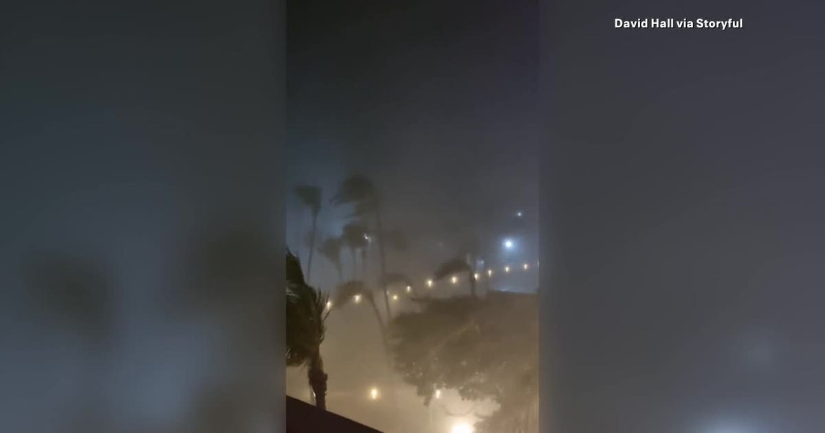Hurricane Otis makes landfall in Mexico, dozens feared dead | FOX 4 ...