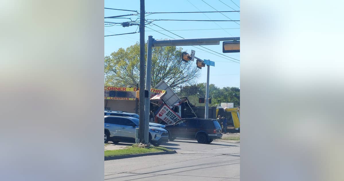 Balch Springs dump truck crashes into building | FOX 4 Dallas-Fort Worth
