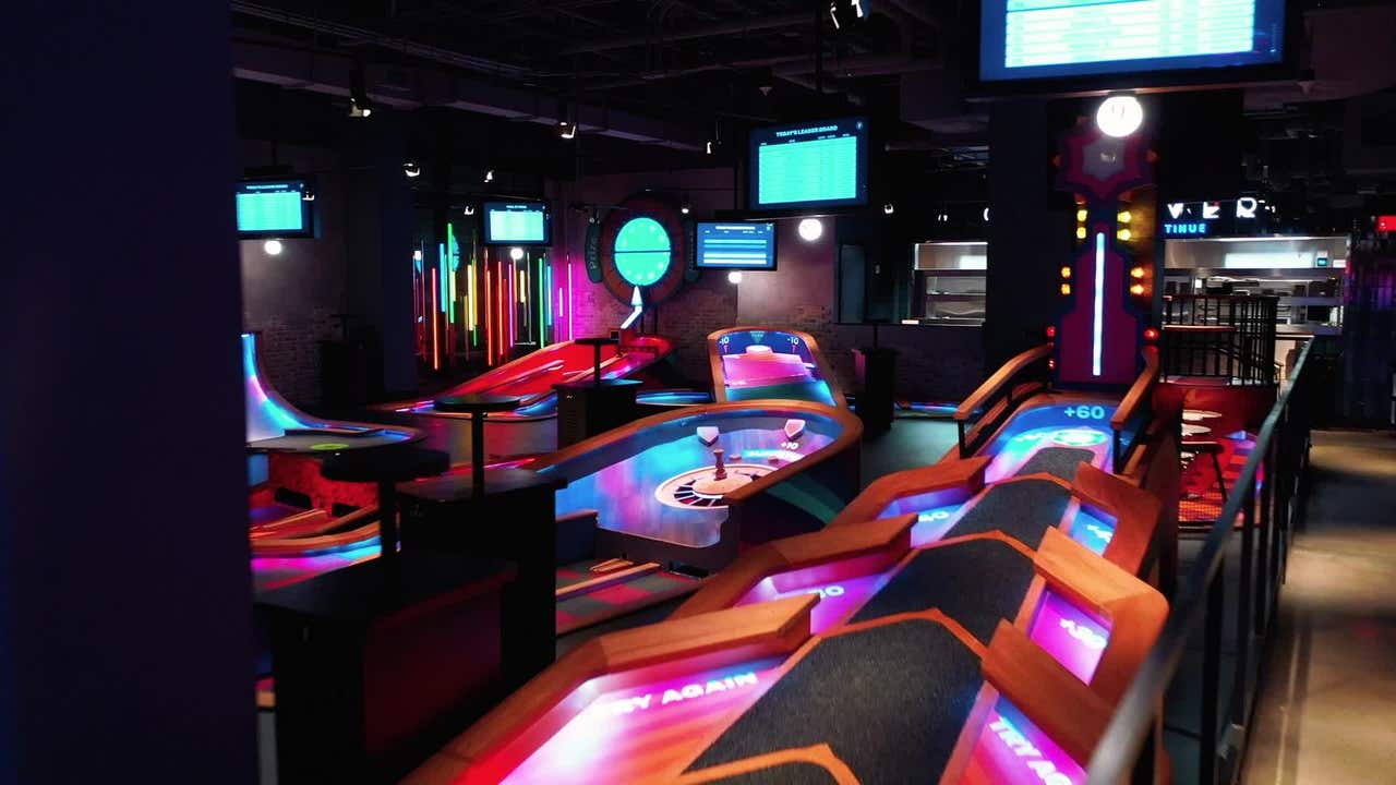 Puttshack brings high-tech mini-golf to Addison | FOX 4 Dallas-Fort Worth