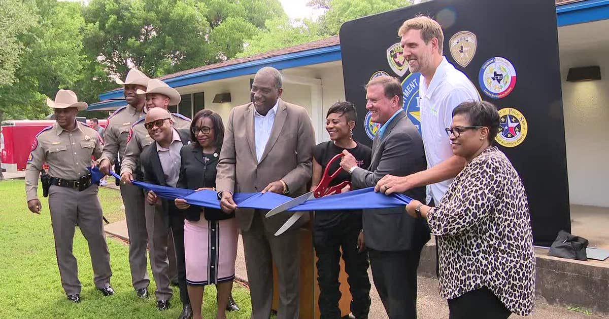 Texas DPS recruitment center opens in Mark Cuban Heroes Basketball ...