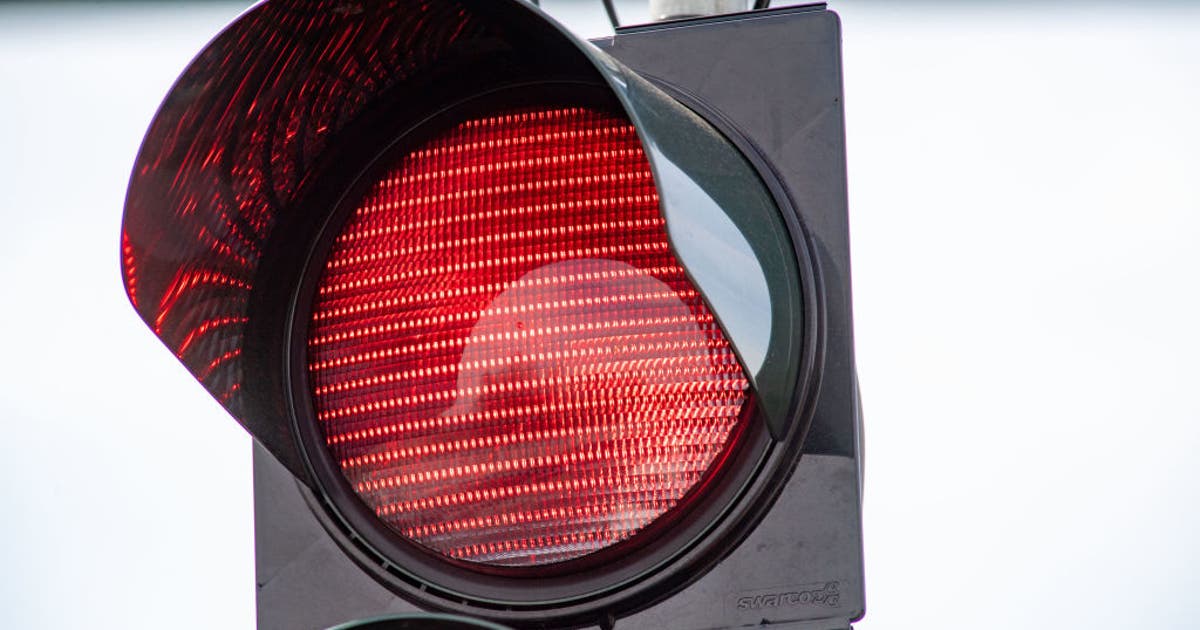 Pedestrian killed after suspected red-light crash in Richardson; police ...
