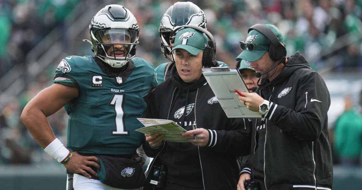 Dallas Cowboys interview Kellen Moore for head coaching position | FOX ...