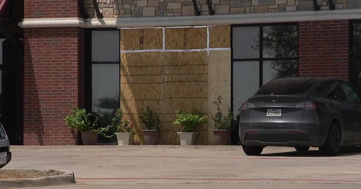 Couple recalls terrifying moment SUV smashed into restaurant | FOX 4 ...