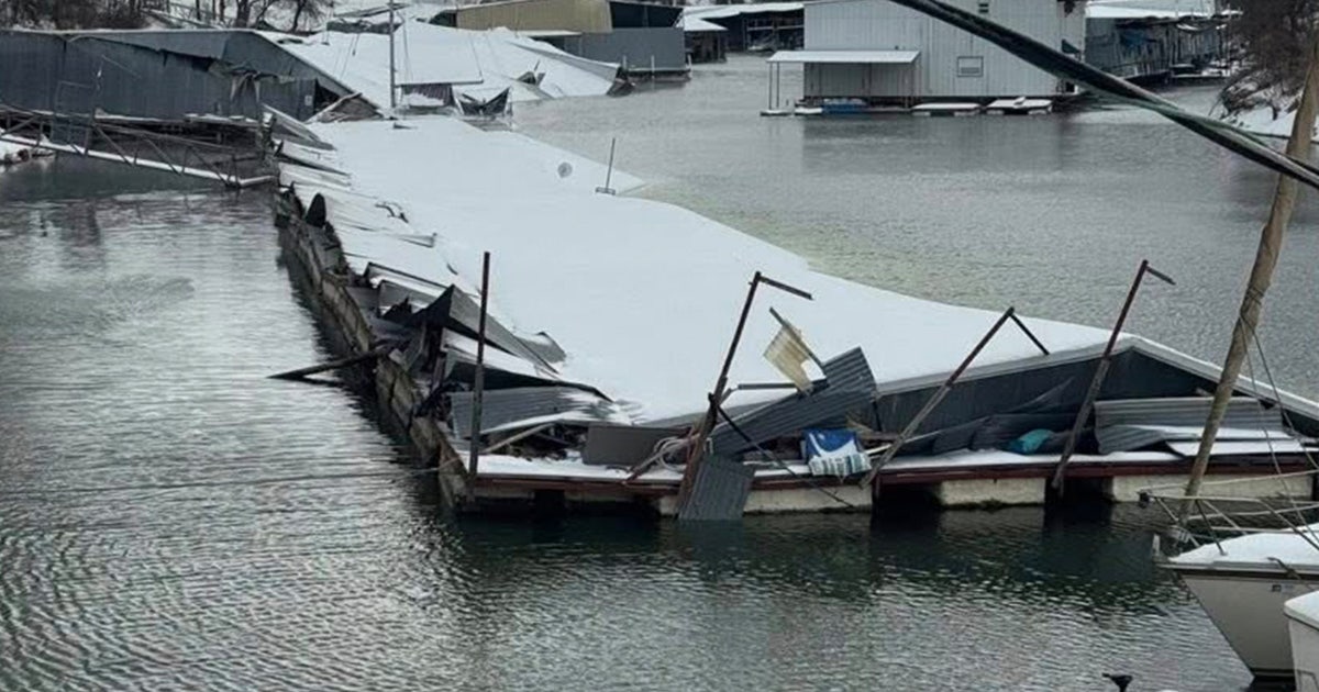 Weight of sleet, snow collapses structures at Lake Texoma | FOX 4 ...